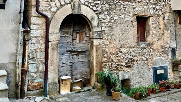 Italy’s one euro houses: Who can buy one and how does it work ...